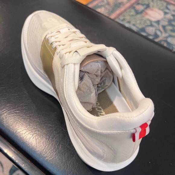 Tracksmith | Shoes | Tracksmith Elliot Racer Ivorygold W7 | Poshmark